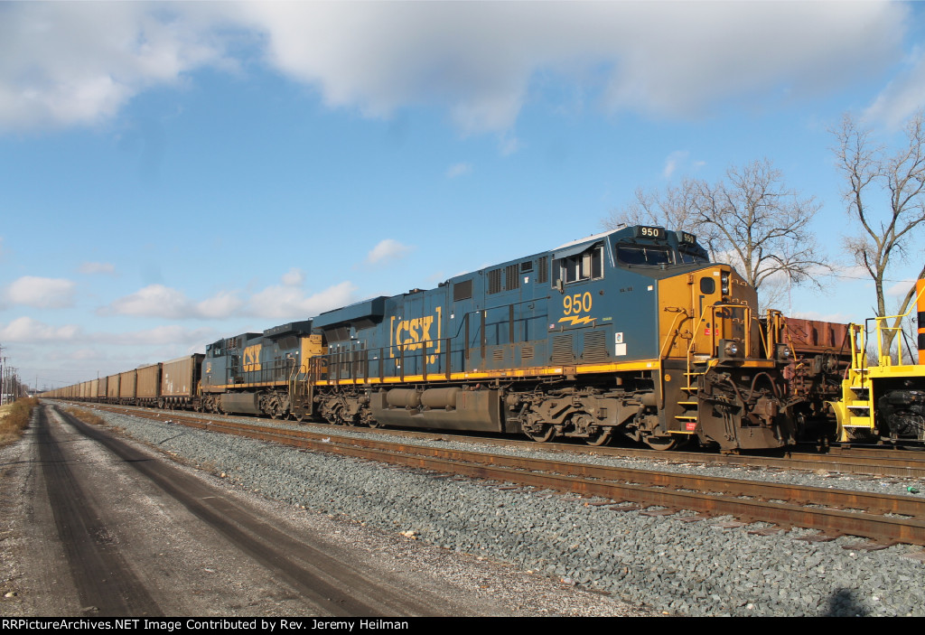 CSX 950 & 334 (1)